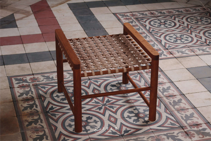 WINDOW OF AMMAN | SS22 AMMAN – JELD جلد